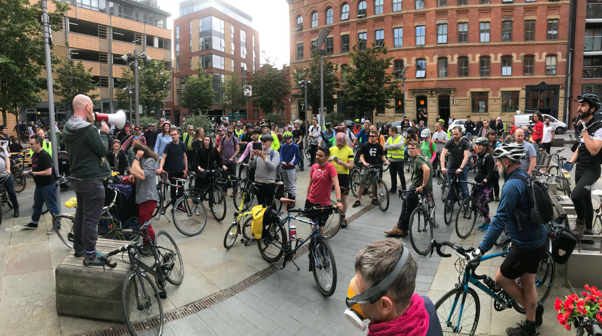 Review: The Great Ancoats Street Swindle - Walk Ride GM